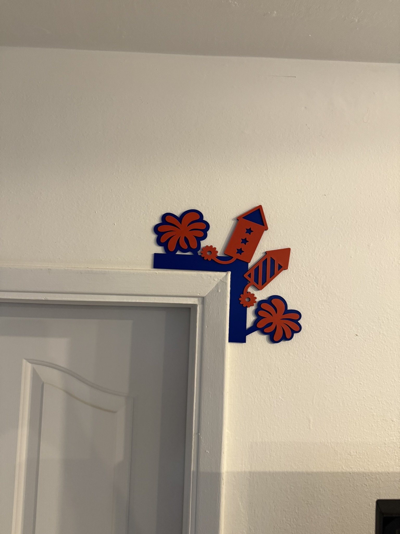 4th of July Rocket and Firework Door Corner | Splashy Ink